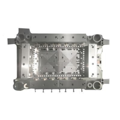 Cina Stampaggio utensili 1T per metalli DC04 per porta forno a microonde con motore a magneti permanenti in vendita