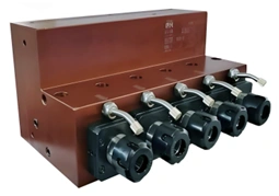 Close-up view of power head mechanism