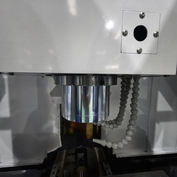 Quality VMC Vertical Machining Centre CNC Machining Centre for sale