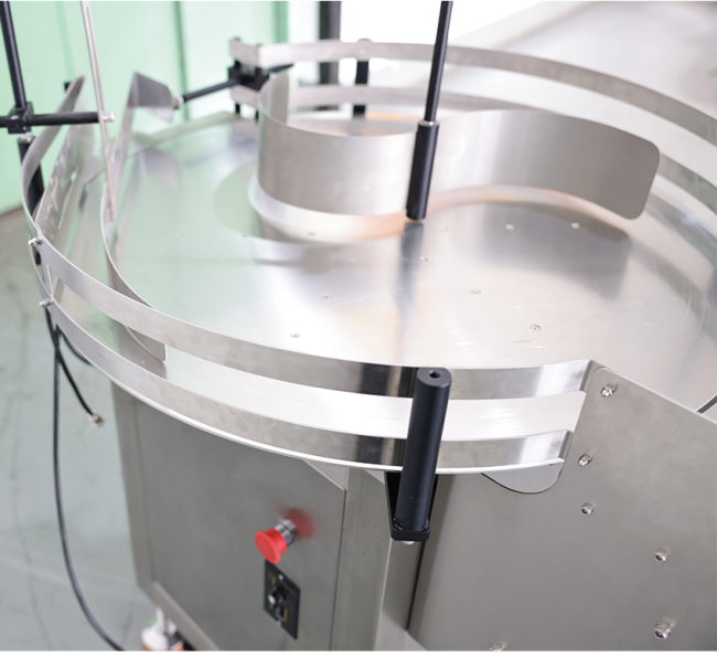 Can handling mechanism in food production equipment