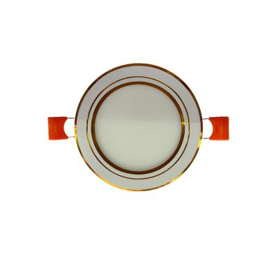 Cina 220V 9W ha condotto Downlight esile 6000K con il confine dell'oro per il Vietnam in vendita