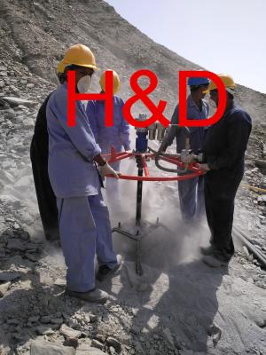 China The foreign workers like our portable drilling rig very light weight , easy to carry on mountains, for seismic shot hole for sale