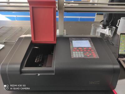 Cina Spettrometro 190 nanometro del fascio doppio del touch screen del laboratorio a 1100 nanometro 2 nanometro in vendita