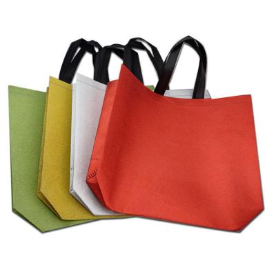 Cina Stile a taglio a stampa Reutilizzabile impermeabile PP tessuto sacchetti di shopping laminati con loghi personalizzati in vendita