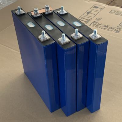Cina Batteria di alluminio di Ev del litio della copertura, batteria di 3.2v 100ah/200ah Lifepo4 in vendita