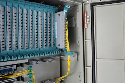 Cina Governo a fibra ottica all'aperto, collegamento a fibra ottica della via 288fo dell'incrocio della chiusura della giuntura in vendita