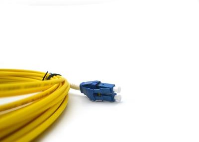 Cina Cavo di toppa di fibra ottica del PVC 3.0mm LC UPC modo del duplex OS2 di LC UPC Uniboot al singolo in vendita