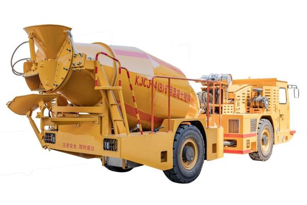 Quality Articulated Body Structure Underground Concrete Mixer 1400mm Feeding Height for sale