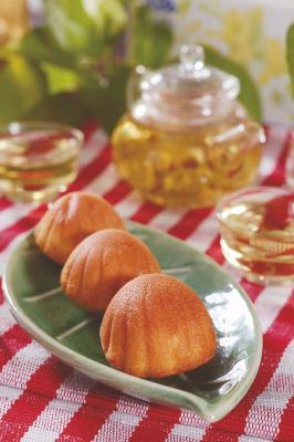 China Easy Cakes Mold Release With Layers , Oil Type Release Agent for sale