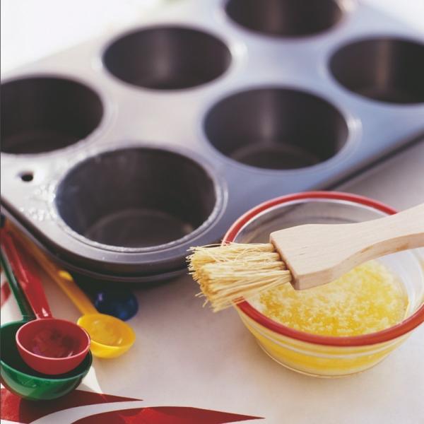 Bakery Tools Food Grade Cakes Mold Release Agent For Cup Cakes