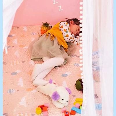 Cina Luci su misura di principessa Castle Tent With del bambino della tenda 110CM di Logo Girls Playhouse Outdoor Camping in vendita