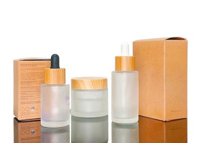 Cina il cosmetico vuoto di pendenza rossa di 60ml 80ml imbottiglia la testa di gomma molle in vendita