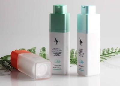 中国 回されたプラスチック基礎空気のないポンプびん1oz 30mlの熱い押すロゴ 販売のため