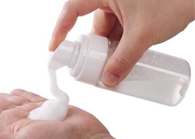 Cina Bottiglia bianca di schiumatura di plastica del prodotto disinfettante della mano dell'erogatore del sapone dello SGS 50ml chiara in vendita