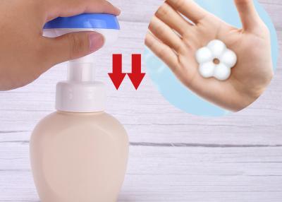 Cina Bottiglia a forma di dell'erogatore del sapone della mano della bottiglia 250ml 300ml della pompa della schiuma del fiore delle mousse in vendita