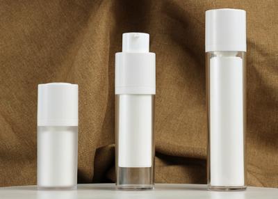 中国 プラスチック空気のないローションのびんとして1oz、スキン ケアのための白く空気のないびん 販売のため