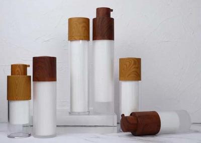 Cina Matte Bamboo Airless Bottle, bottiglia senz'aria della pompa 30ml per il siero del fronte in vendita