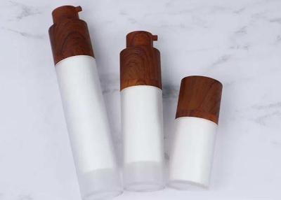 Cina Matte Bamboo Airless Bottle, bottiglia senz'aria della pompa 30ml per il siero del fronte in vendita