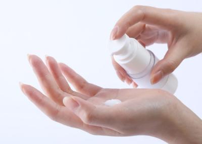 Cina Pittura su ordinazione Matte Pink Ombre della bottiglia senz'aria cosmetica della plastica 15ml dei pp in vendita