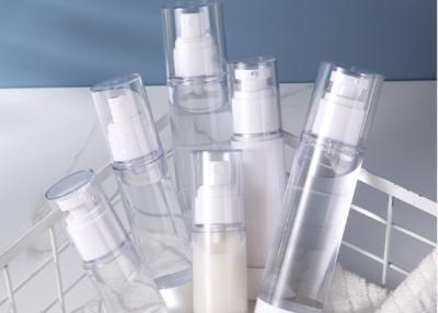 Cina Bottiglia senz'aria cosmetica UV di placcatura 100ML trasparente con la pompa rosa dello spruzzo in vendita