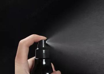Cina bottiglie di vetro della pompa del nero 40ml-120ml in vendita