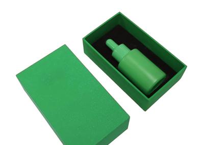 Cina il verde 10ml ha glassato il contagoccia di vetro della bottiglia del siero 30 ml della scatola di carta in vendita