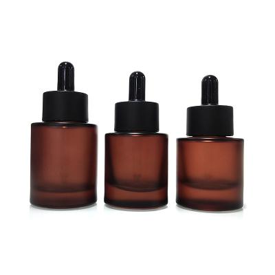 Cina Il siero di vetro della spalla piana imbottiglia le bottiglie d'imballaggio cosmetiche a perfetta tenuta in vendita