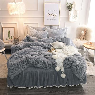 China Luxury Plush Shaggy Duvet Cover Set Faux Fur Duvet Cover Pompoms Fringe Pillow Shams Bedding Set Solid, Zipper Closure for sale