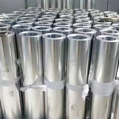 Cina 1050 6063 5052 la bobina di alluminio 2mm ha rotolato lo strato di alluminio ASTM JIS in vendita