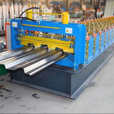China Galvanized 1.2mm Floor Deck Forming Machine For Buikding Construction for sale