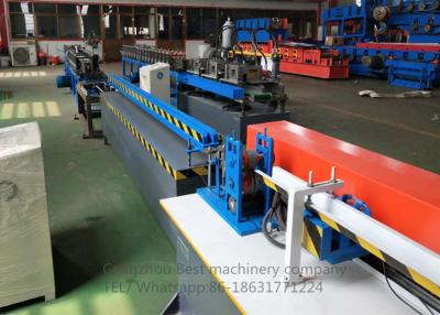 Cina Barra d'acciaio leggera di griglia, del metallo T del soffitto T della conduttura della costruzione 3660mm e rotolo di angolo di parete che formano macchina in vendita