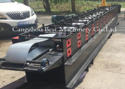Cina Rotolo d'acciaio galvanizzato della porta della stecca dell'otturatore del rullo del garage del metallo che forma macchina in vendita