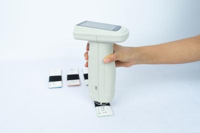 중국 D/8 SCI + SCE 플라스틱 회화 기업을 위한 휴대용 분광 광도계 색도계 판매용