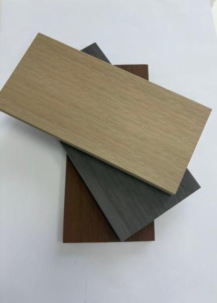Quality 140mm High Flexural Strength WPC Deck Flooring Embossed Freeze Thaw Resistant for sale