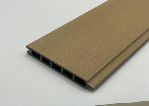 Quality Flame Retardant WPC Fence Outdoor With Low Thermal Expansion for sale