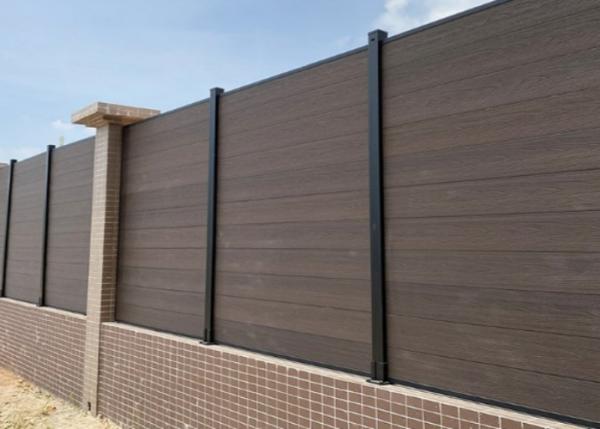 Quality Coextrusion WPC Fence Termite Proof 100x20mm WPC Composite Fencing for sale