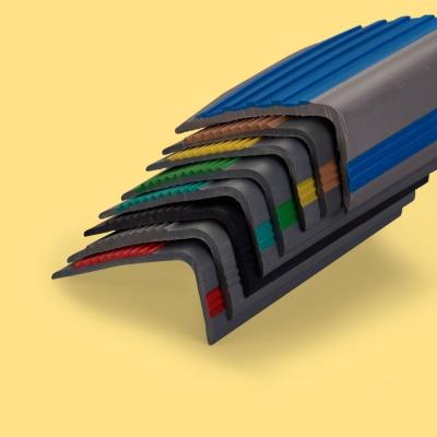 Cina Termine di pagamento 30% di deposito 70% di saldo Striscia di soglia di scala con materiale di gomma in vendita