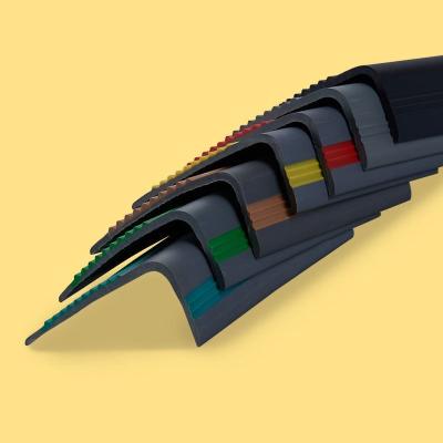 Cina Termine di pagamento 30% di deposito 70% di saldo Striscia di soglia di scala con materiale di gomma in vendita