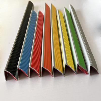 Cina Scala a bordo in PVC rosso flessibile con rivestimento resistente alle intemperie in vendita