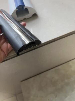 Cina PISTON Rigid Boat Rubber Vinyl Rail con insetto in acciaio inossidabile metallico 316 in vendita