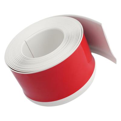 Cina 2' a 6' di altezza Fabbricato Flessibile Vinyl Wall Cove Base Adesivo Rubber Baseboard in vendita