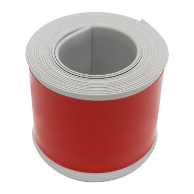 Cina 2' a 6' di altezza Fabbricato Flessibile Vinyl Wall Cove Base Adesivo Rubber Baseboard in vendita