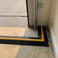 China 30mm Height Rubber Garage Door Threshold Seal Sample Durable for sale