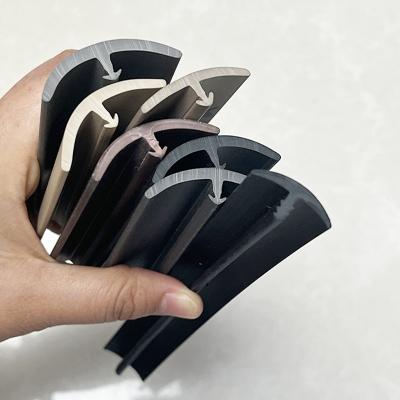 Cina Strisce di taglio e protezione per mobili in PVC marrone in vendita