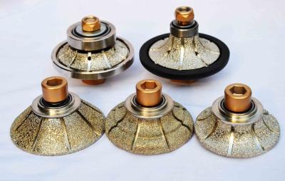 Cina Il diamante di pietra di brasatura di vuoto foggia la ruota di profilo per uso tenuto in mano in vendita