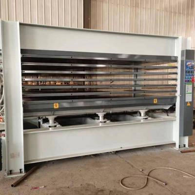 China Plywood core veneer dryer Hot press machine doors press machine for sale