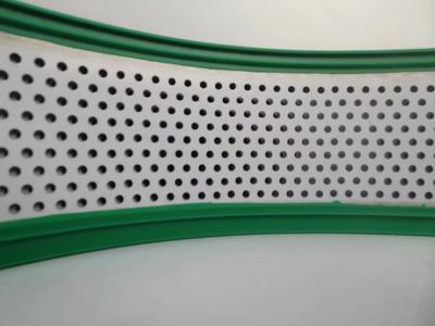 Cina Colore verde con buchi in alluminio con tappo di taglio a mano piegato 50M rotolo con bobina in alluminio in vendita