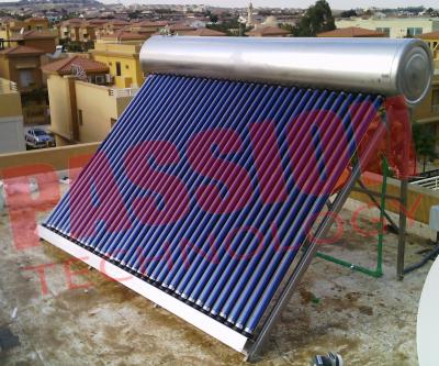 China Intelligent Controller Vacuum Tube Solar Water Heater For Home Various Capacity for sale
