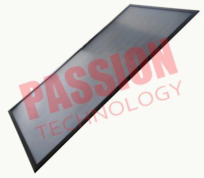 China Hot Water Heating Flat Plate Solar Collector Blue Titanium Absorber Coating for sale