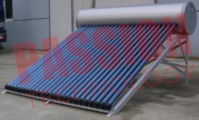 Cina Scaldabagno solare del condotto termico della famiglia isolamento di alta densità di 200 litri in vendita